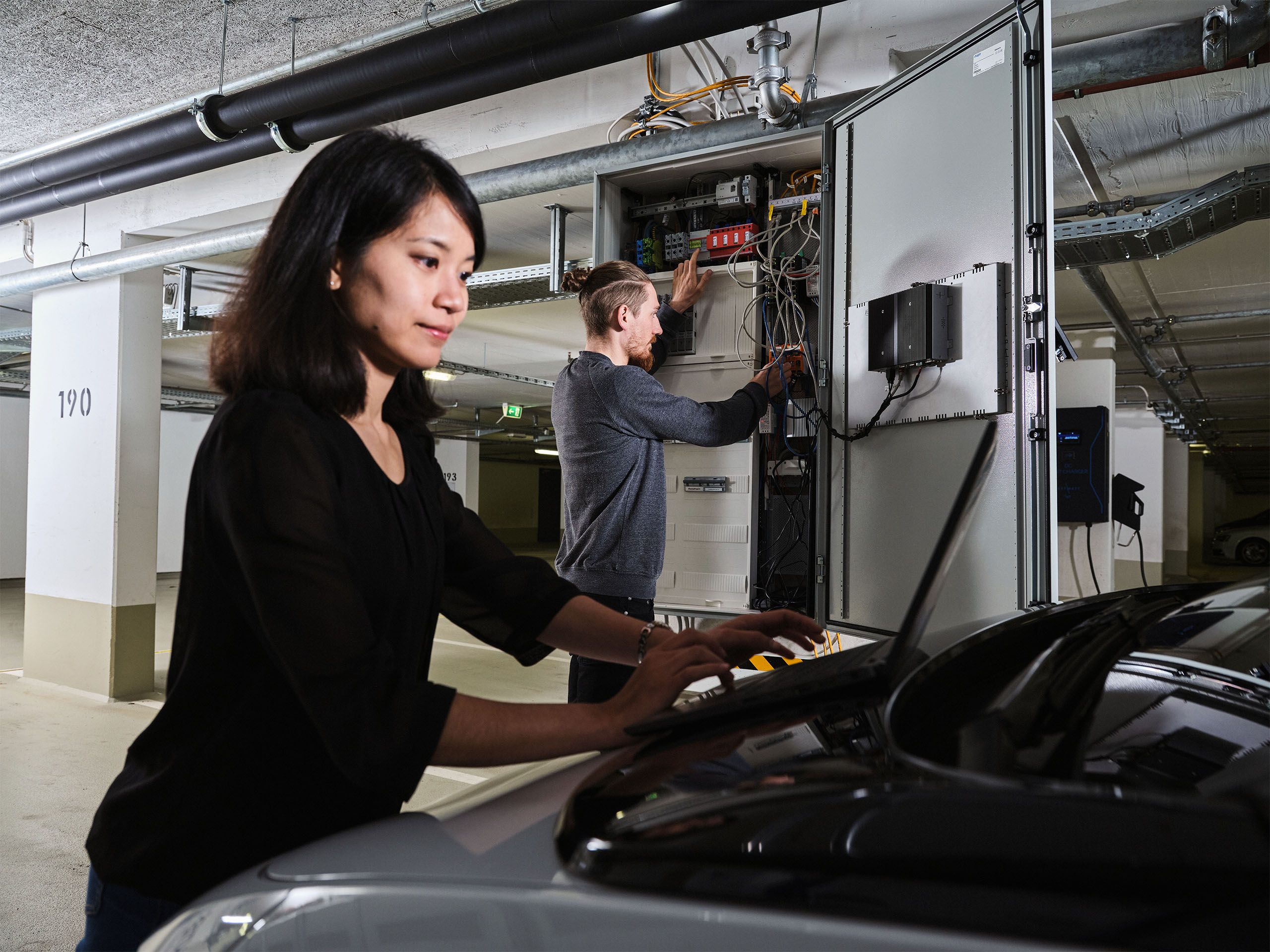 ChargePilot® Multi Fuse and Multi Meter